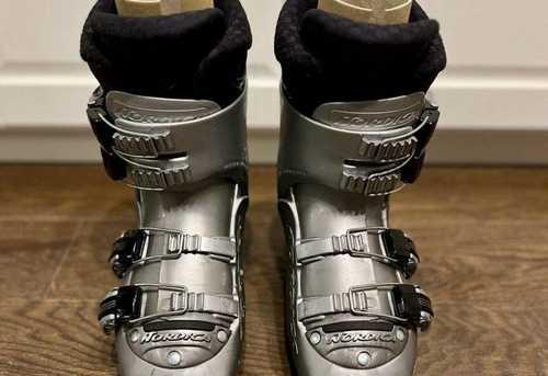 Горнолыжные ботинки 24.5 см Nordica