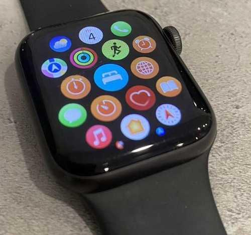 Смарт часы apple watch se