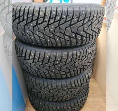 Комплект новых зимних колес Hankook R16