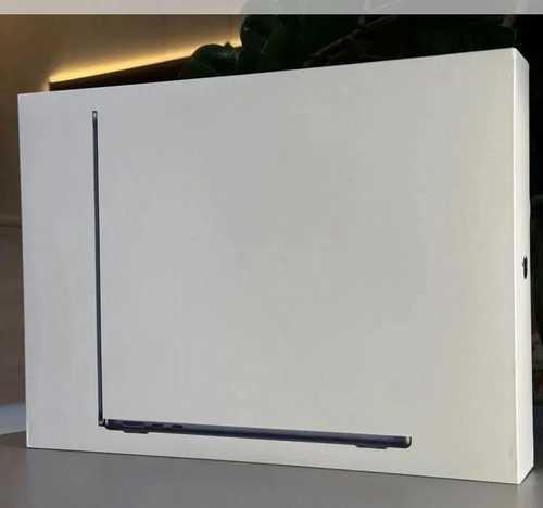 Apple MacBook Air 13 (2022) MLY33