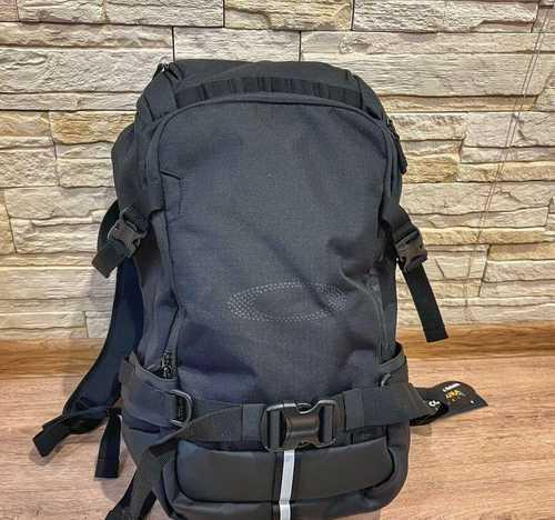 Рюкзак Oakley 25L фрирайд новый