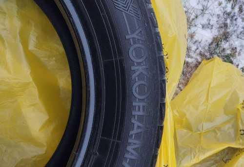 Yokohama A.Drive AA01 215/60 R17