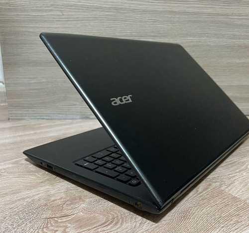 Ноутбук Acer Aspire E5-523G