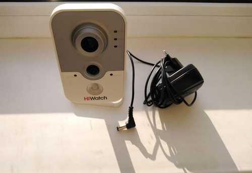 IP видеокамера DS-N241W