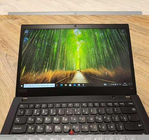 Ноутбук Lenovo ThinkPad T495