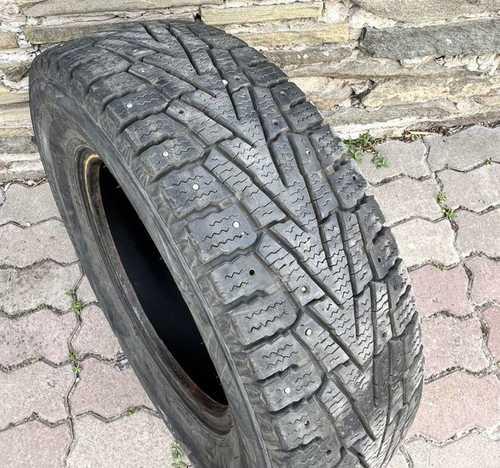 Roadstone Winguard WinSpike SUV 225/75 R16C