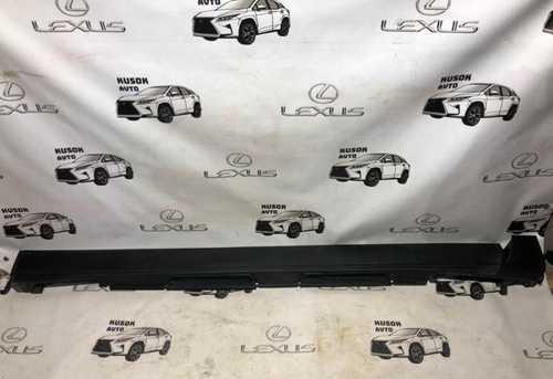 Накладка на порог наружная правая Lexus Rx 350