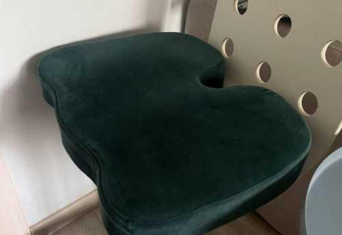 Подушка на стул мастера маникюра лэшмейкера