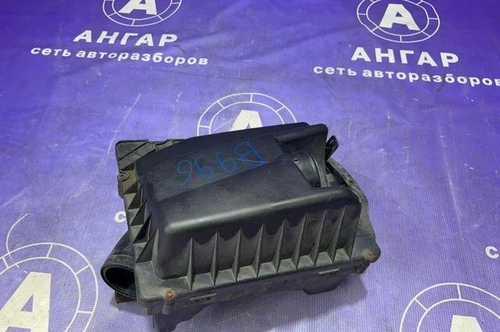 Корпус воздушного фильтра Opel Astra H z16xer 2010