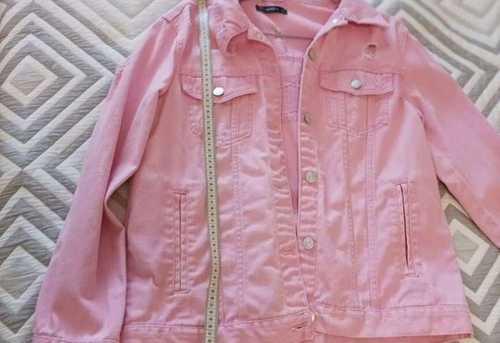 Джинсовая розовая куртка женская