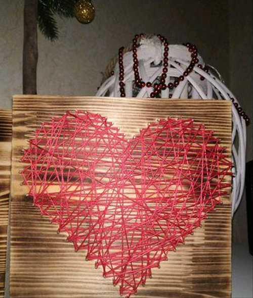 Панно, картина в стиле string art