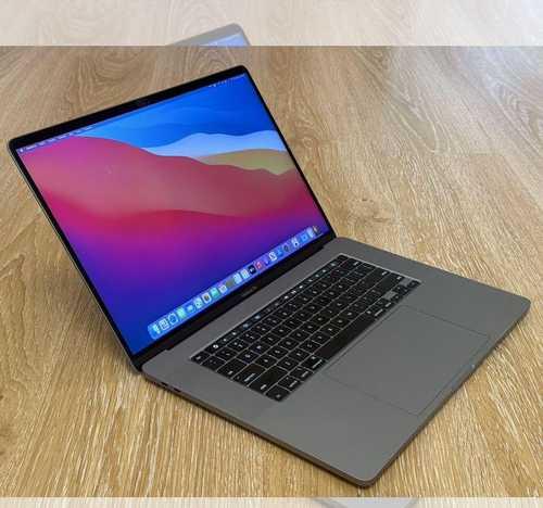 Macbook Pro 16 2019 8-ядер/32g/1TB/5500М