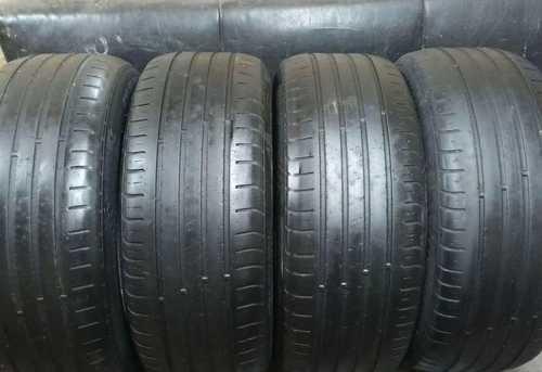 Kumho Ecsta HS51 215/55 R16 93