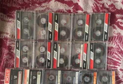 Аудиокассеты tdk разных годов с записью и чистящие