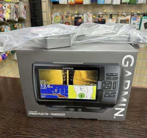 Garmin Striker Plus 7SV+Transduser
