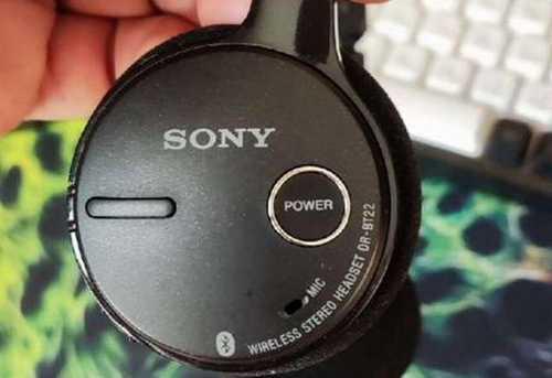 Беспроводные наушники Sony Bt работает комплект