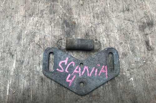 Кронштейн троса замка капота Scania 4-Serie Скания