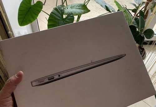 Apple Macbook Air 13 2017 новый в коробке