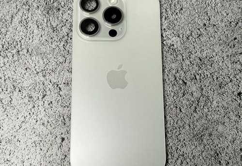 Оригинальная задняя крышка iPhone 15 Pro White