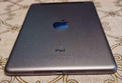 Планшет Apple iPad mini 16GB MF450RS/A