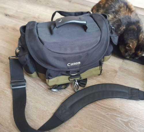 Фотосумка Canon DeLuxe Gadget bag 10EG