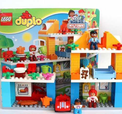 Конструктор Lego Duplo семейный дом 10835