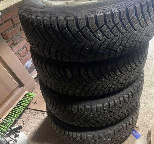 Колеса в сборе r16 зимние