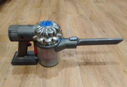 Пылесос Dyson DC62