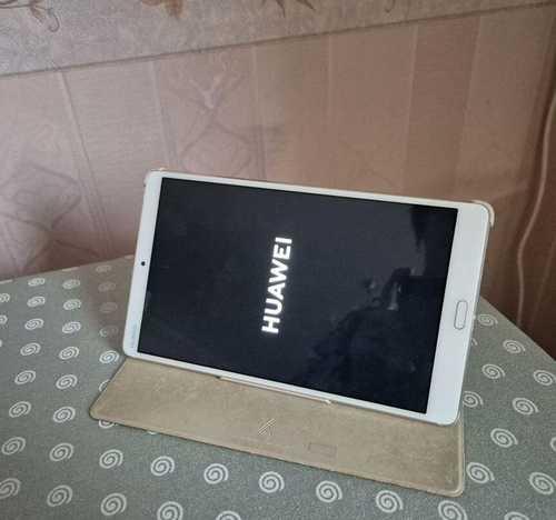 Планшет Huawei MediaPad M5 8.4 64/4