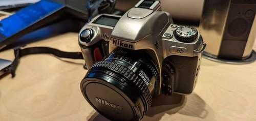 Плёночный зеркальный фотоаппарат Nikon N65/F65