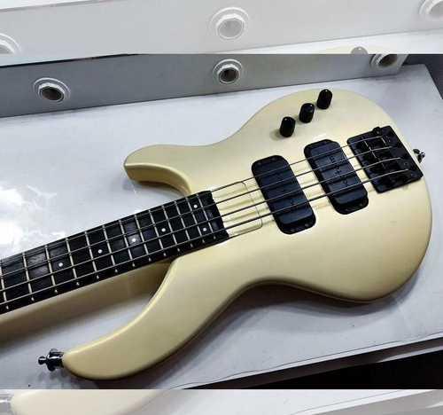 Бас гитара aria pro 2 bartolini