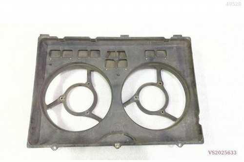 S2025633 Диффузор вентилятора audi 100 C4