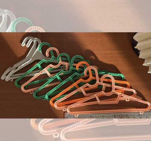 Плечики детские 7 шт