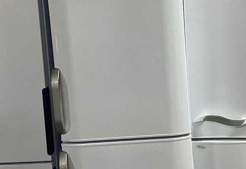 Холодильник hotpoint ariston бу, высота-195 см