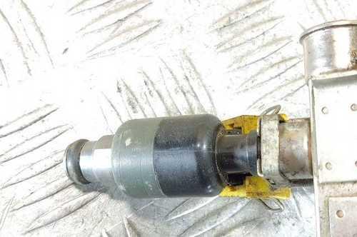 Форсунка двигателя Opel Vectra B