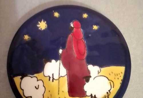 Яркая керамическая тарелка сцена Рождества