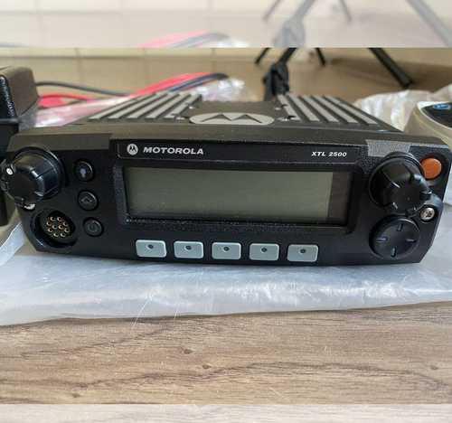 Рация Motorola XTL2500 UHF