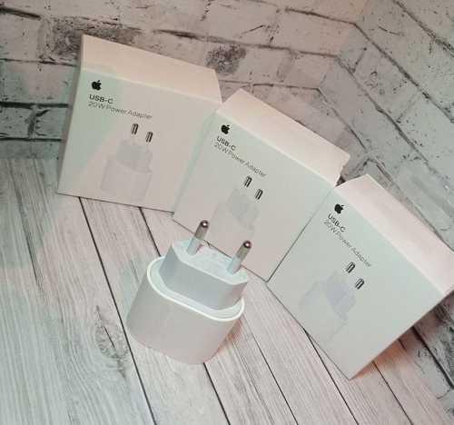 Зарядный блок iPhone 20 w(Usb-c)
