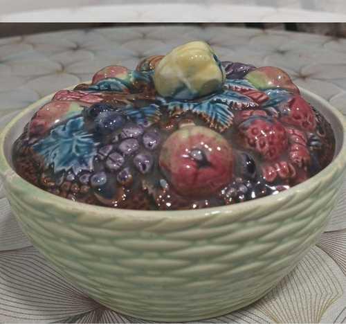 Масленка, шкатулка и т. д,зик Конаково