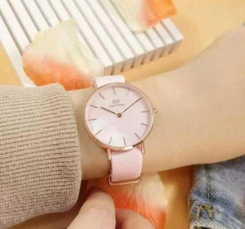 Наручные часы Daniel Wellington DW00100514