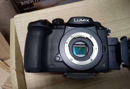 Камера Panasonic Lumix GH5