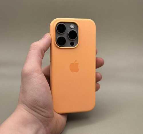 Оригинальный чехол Apple Silicone Case 15 Pro