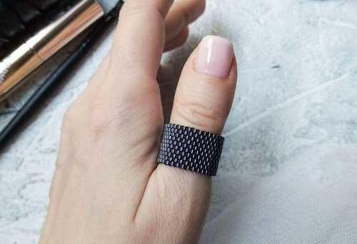 Кольцо из ювелирного японского бисера