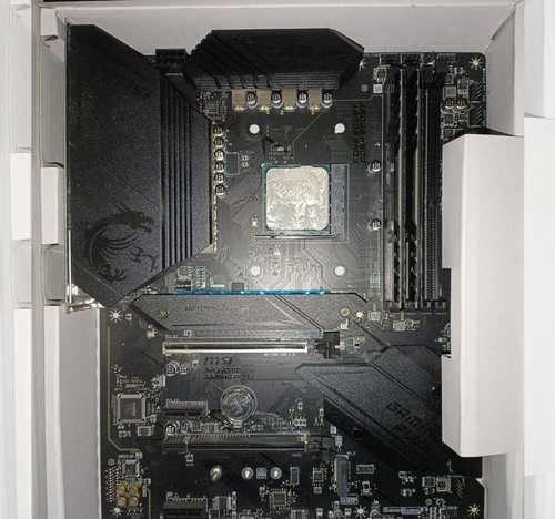 Материнская плата msi b550