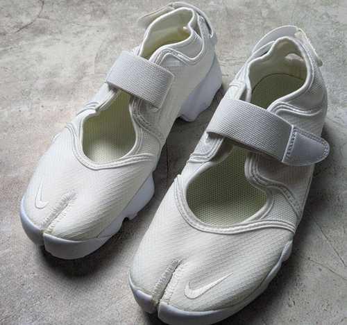 Кроссовки Nike Air Rift Tabi Оригинал, Mm6