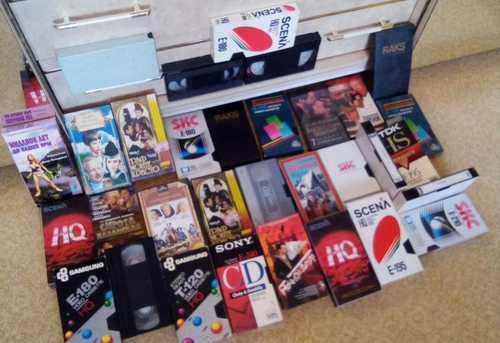 Видеокассеты vhs с фильмами старые.Цена пакетом