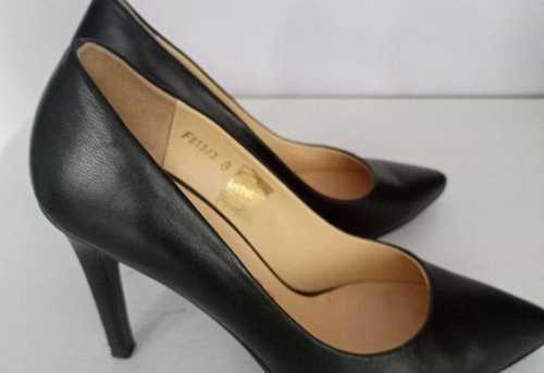 Туфли женские 36 размер натуральная кожа Италия