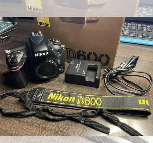 Фотоаппарат Nikon D600 body