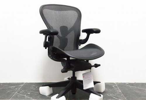Новое кресло Herman Miller Aeron New B/C Graphite