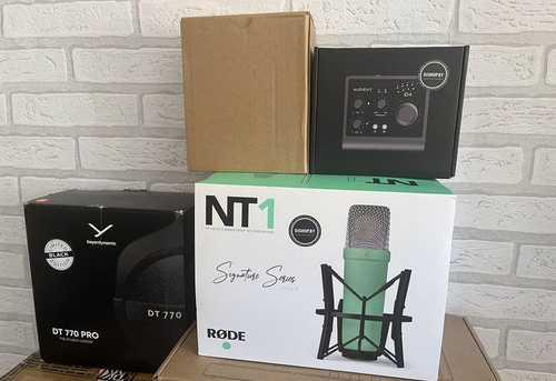 Микрофон Rode nt1 signature series Green